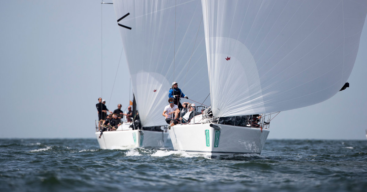 Understanding Downwind Sails: Spinnakers and others