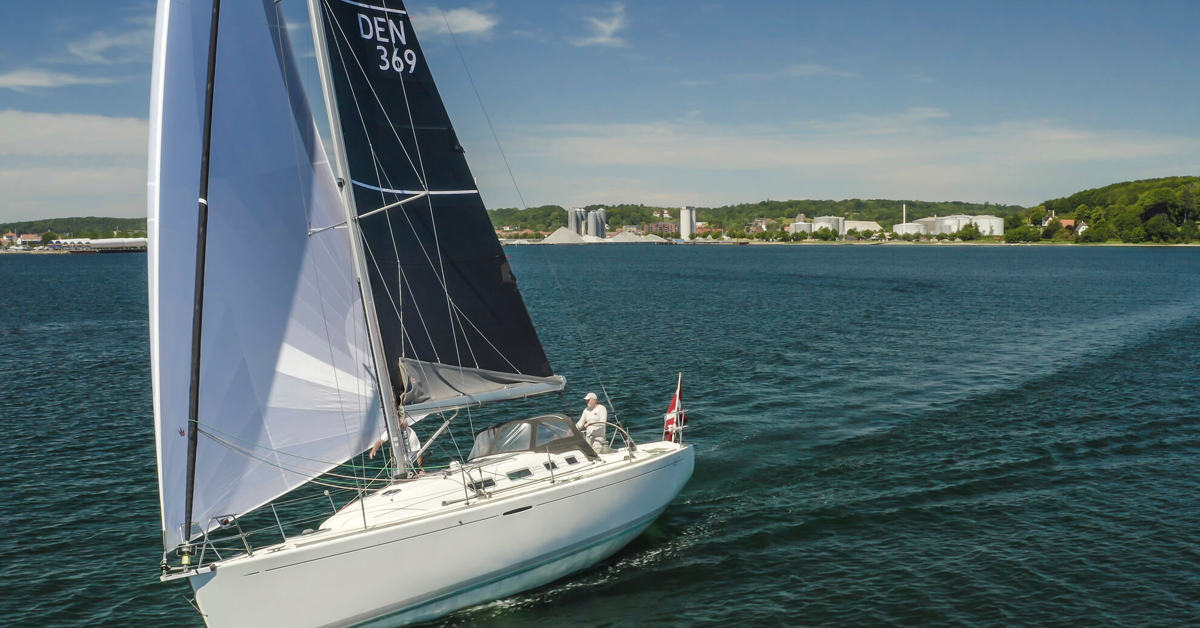 New sail innovation: Code Permanent Hoist