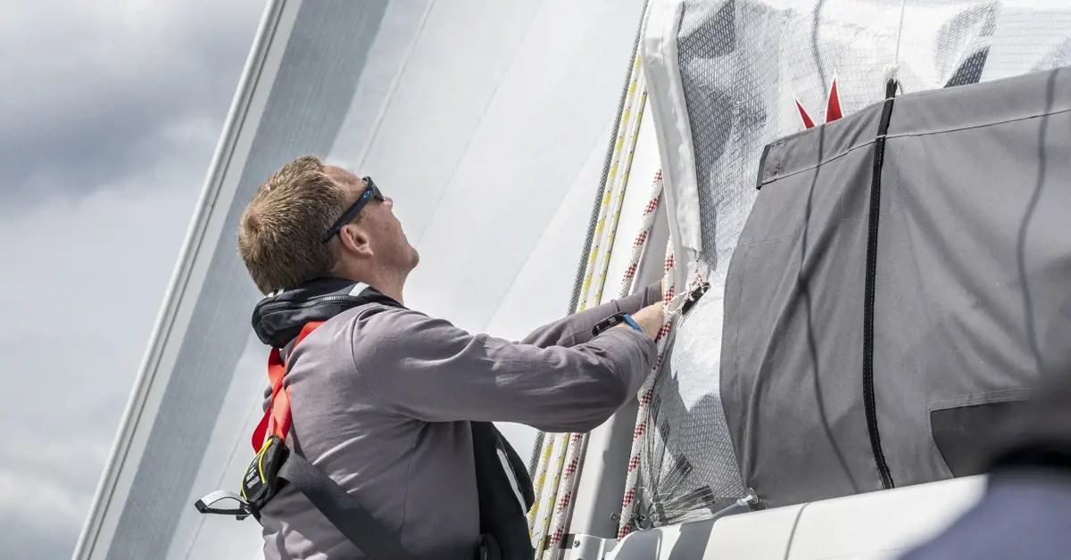 Book sailmaker | Elvstrøm Sails